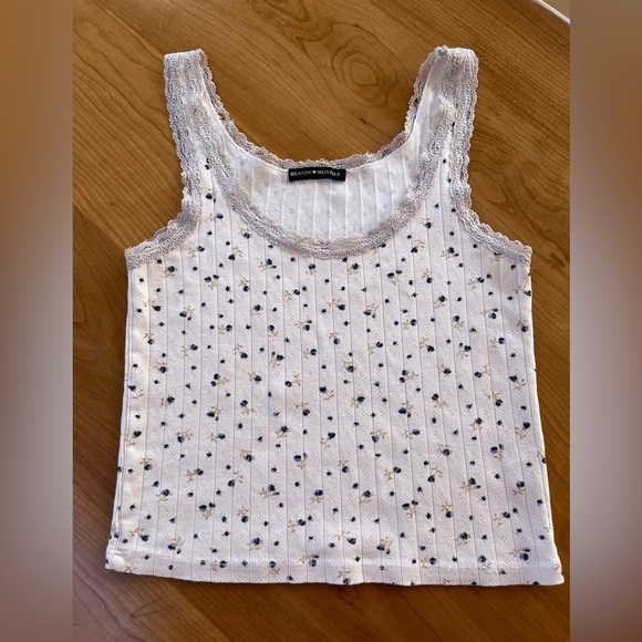 Brandy Melville | Tops | Brandy Melville Tank | Poshmark